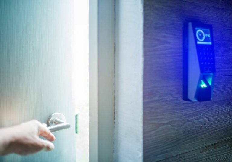 Why Your Building Needs a Wireless Access Control System | 360Connect